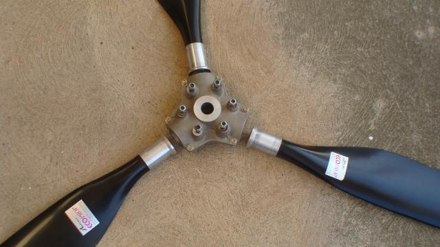 Arplast helice Three blade Prop (Sold) | afors advert No18928