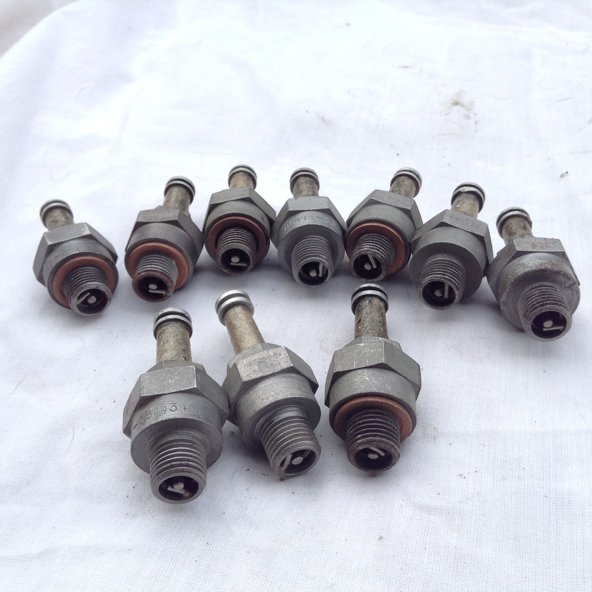 Bundle of 10 Renault Engine Spark Plugs | afors advert No47608